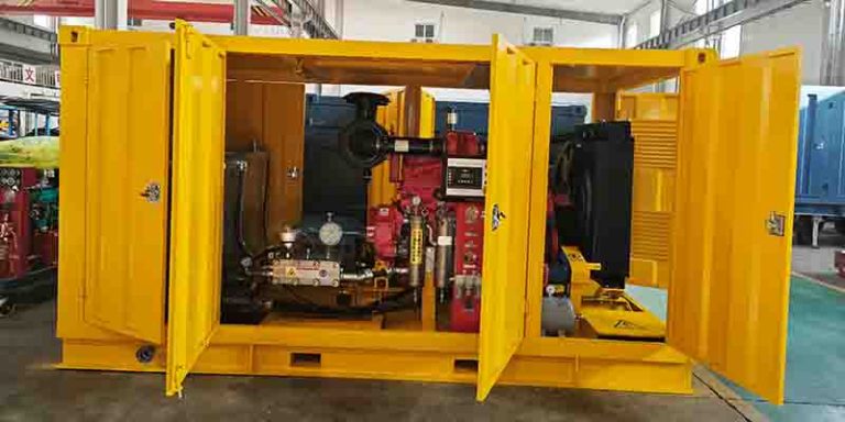 40000 Psi ultra high pressure water blaster for paint rust removal ...